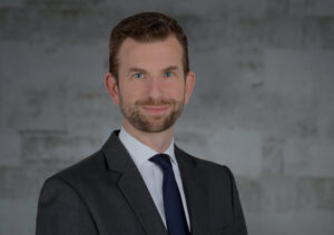 Das Team an Ihrer Seite — LEADER SELECTION